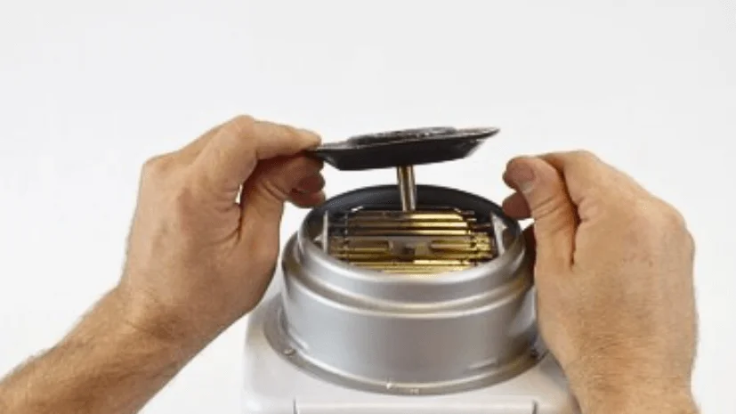 How to Clean a Cotton Candy Machine In 4 Simple Steps - VEVOR Blog