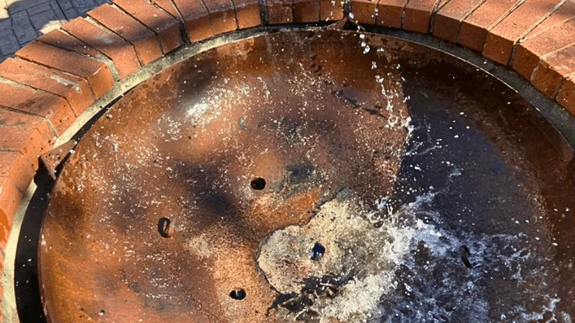 How to Clean a Fire Pit in Just a Few Easy Steps - VEVOR Blog