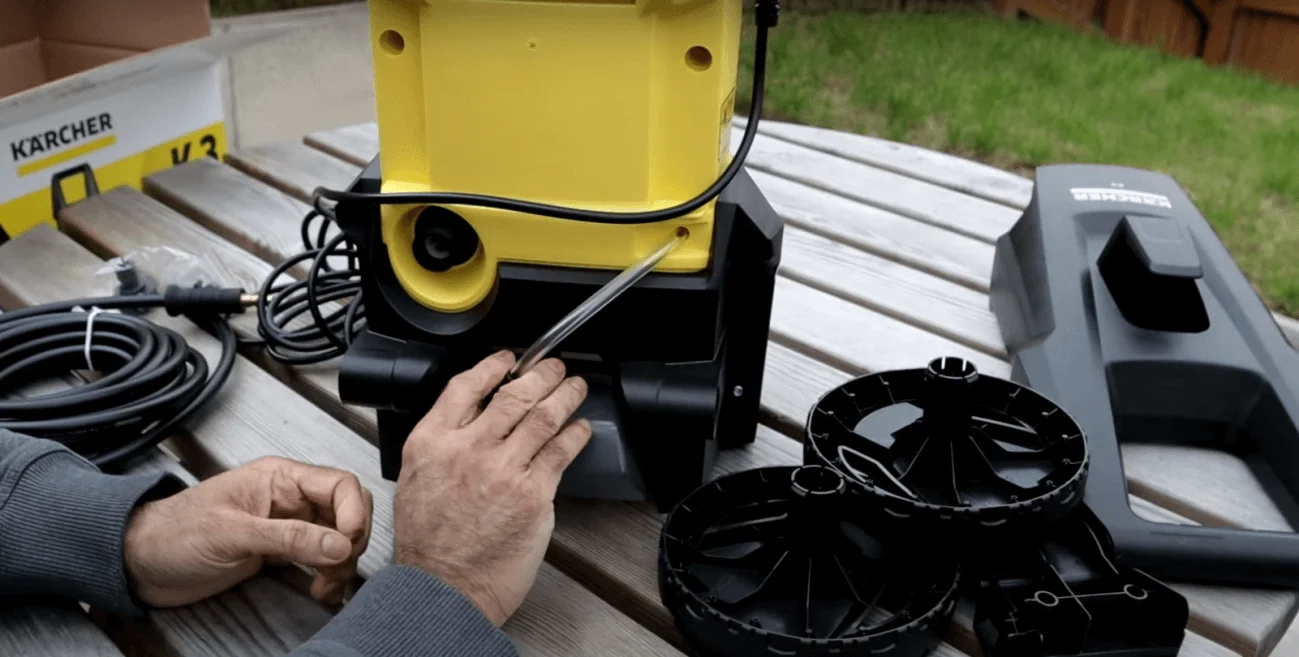 How to Pressure Wash a Deck? Your Step-by-Step Guide - VEVOR Blog