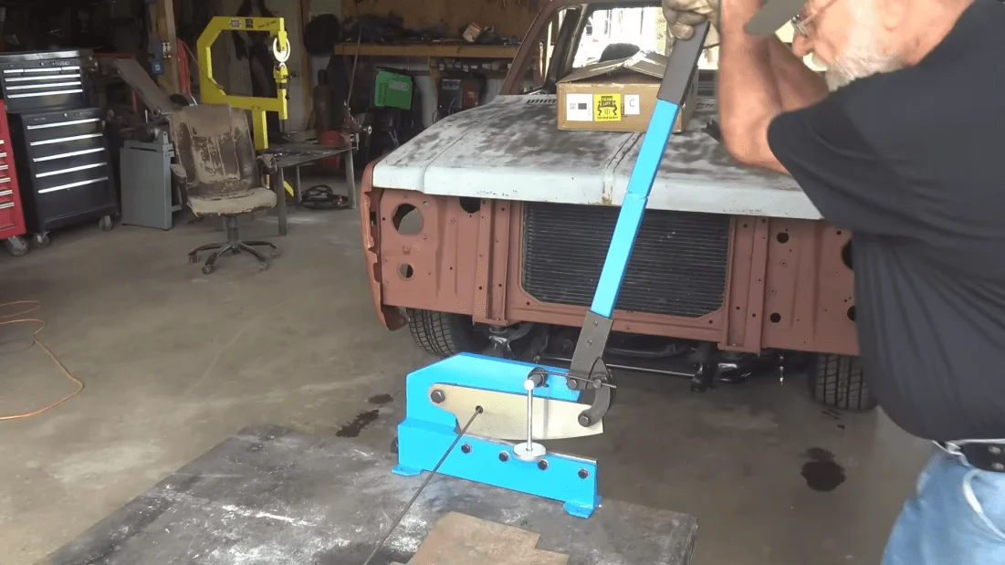 VEVOR 12" Sheet Metal Shear: A Hands-On Review of Precision Cutting ...