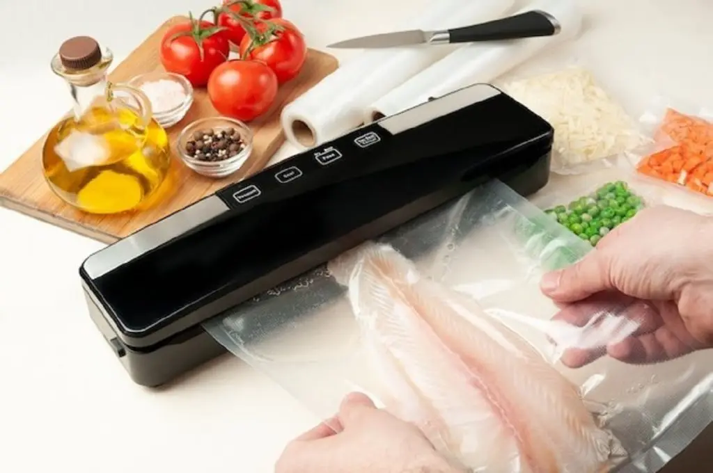 How Does a Vacuum Sealer Work: Everything You Need to Know! - VEVOR Blog