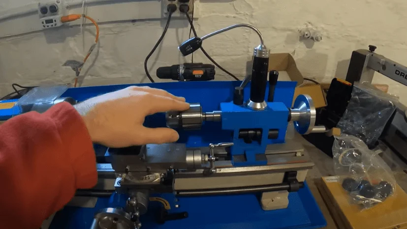 How to Use a Metal Lathe for Beginners - VEVOR Blog