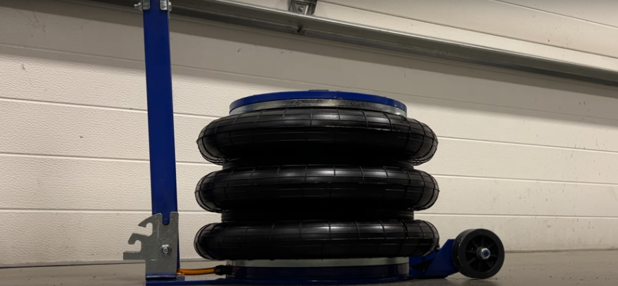 Testing the VEVOR 5-Ton Pneumatic Air Jack - VEVOR Blog