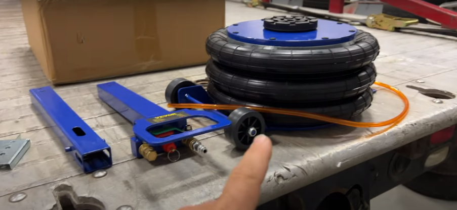 Testing the VEVOR 5-Ton Pneumatic Air Jack - VEVOR Blog