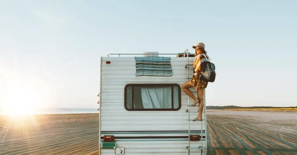 Choosing the Best 12V Fridge Freezer for Van Living - VEVOR Blog