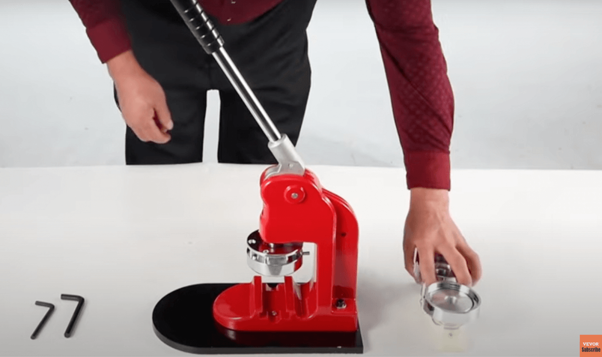 VEVOR Button Maker Machine With Large Production Capacity - VEVOR Blog VEVOR Button Maker Machine With Large Production Capacity - VEVOR Blog