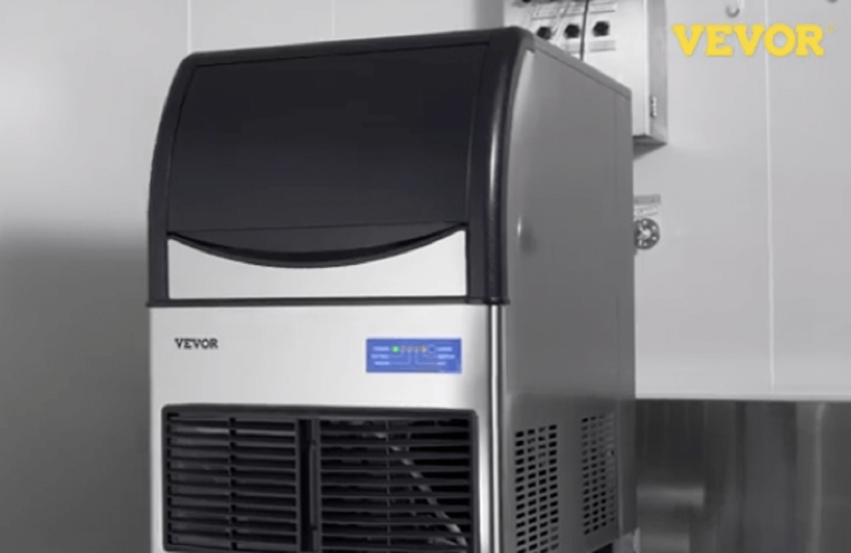 VEVOR Flake Snow Ice Maker: A Commercial Refrigeration Tool - VEVOR Blog