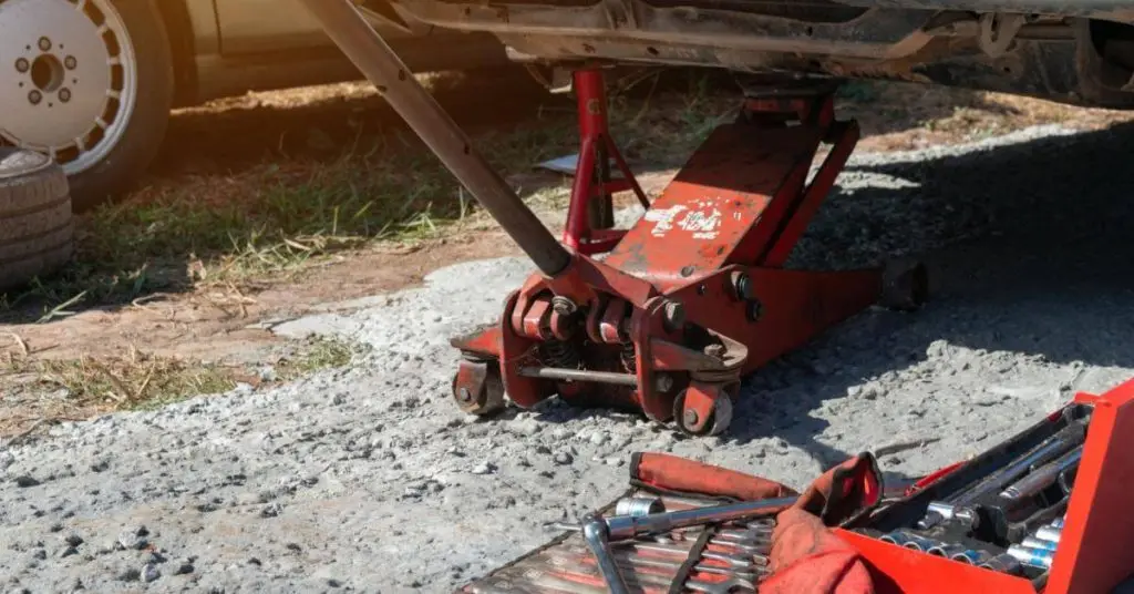 How Does a Hydraulic Jack Work? – A Complete Guide - VEVOR Blog