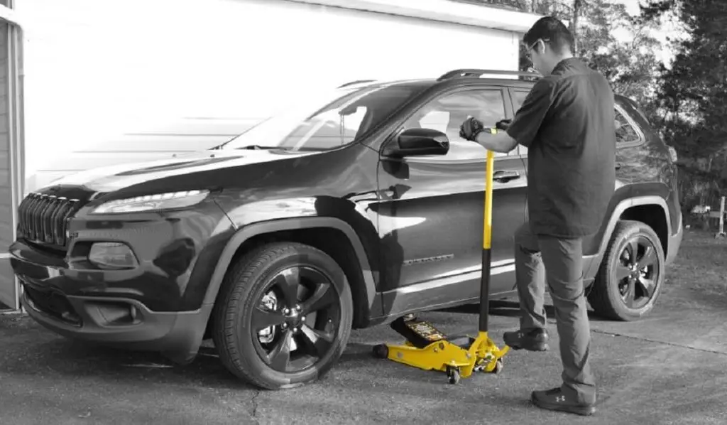 Discover the Best 5-Ton Floor Jacks: A Comprehensive Review - VEVOR Blog