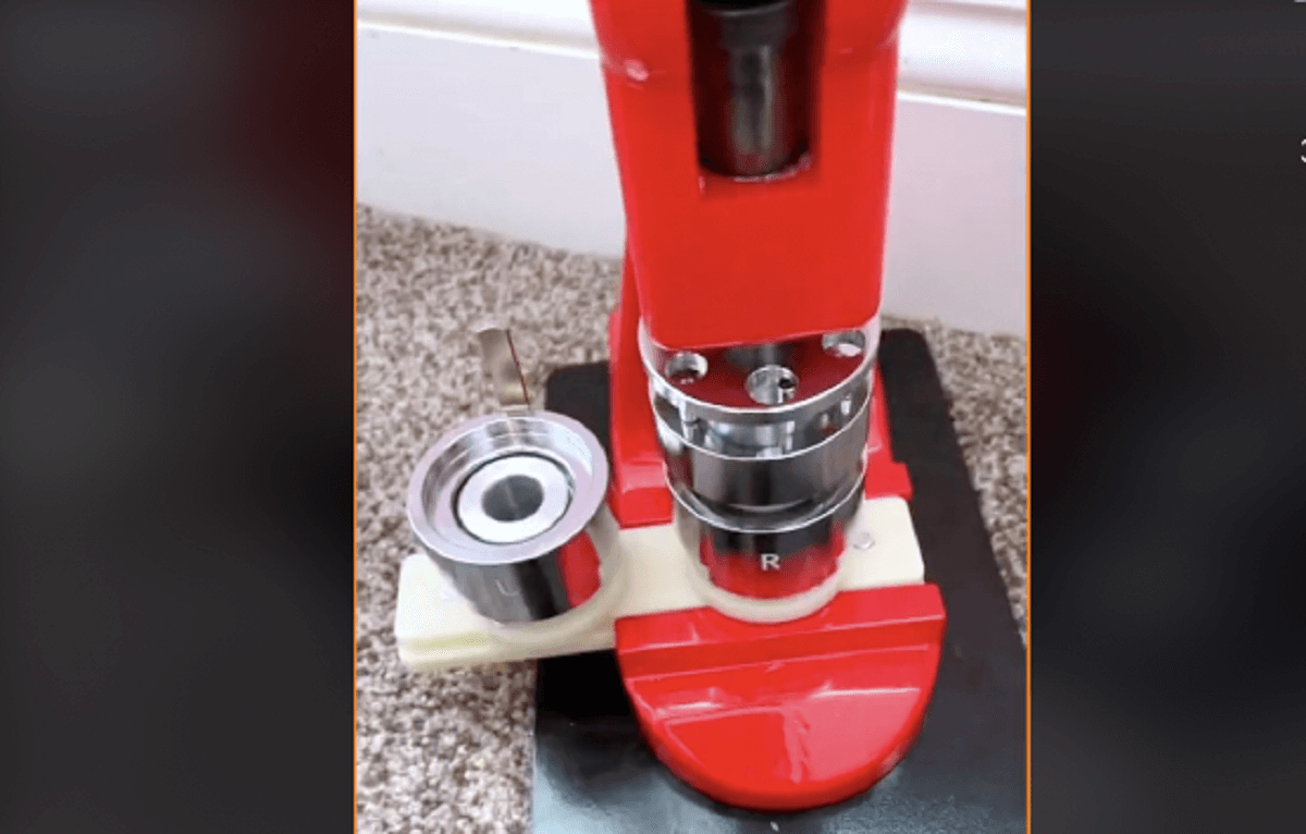 VEVOR Button Maker Machine To Create Pretty Custom Buttons - VEVOR Blog