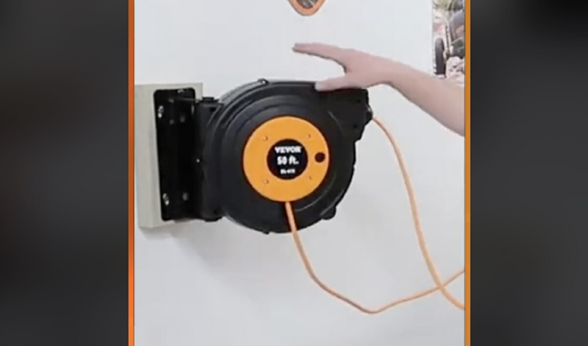 VEVOR Retractable Extension Cord Reel For Convenience - VEVOR Blog
