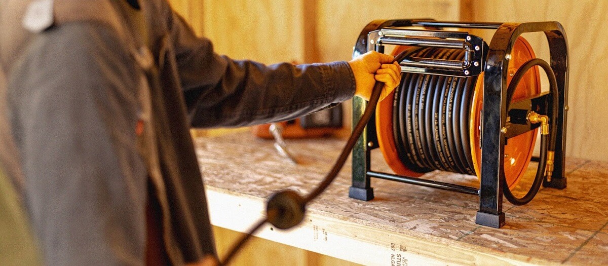 7 Creative Air Hose Reel Mounting Ideas for a Tidy Workspace - VEVOR Blog