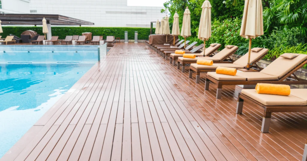 25 Stunning Swimming Pool Deck Ideas to Try in 2025