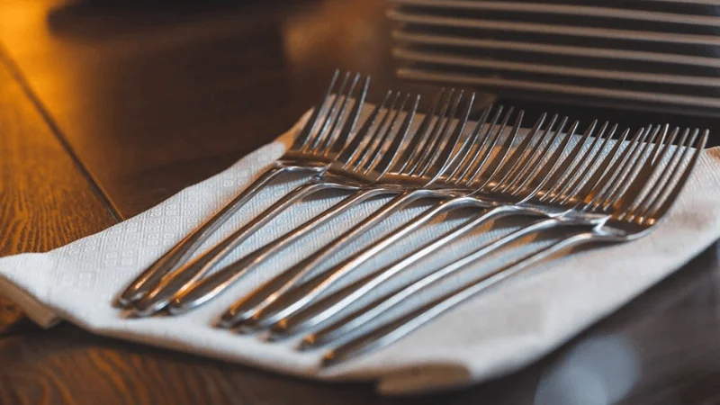 Stainless Steel Kitchen Utensils — Benefits, Types & Tips